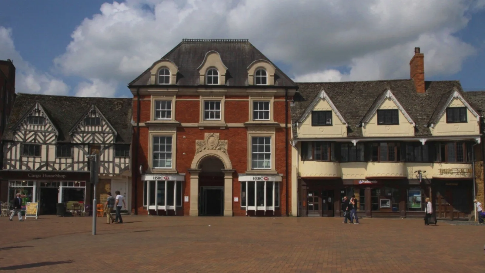 Banbury Market Place, Banbury, Oxfordshire - The Oxford Magazine