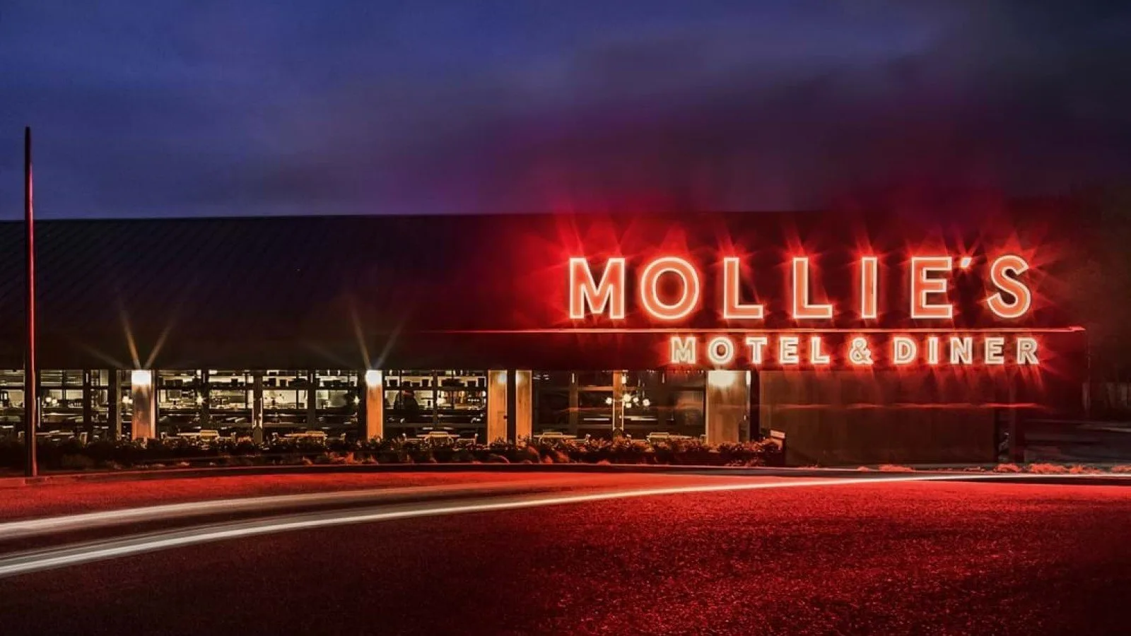 Mollie’s Motel & Diner - The Oxford Magazine
