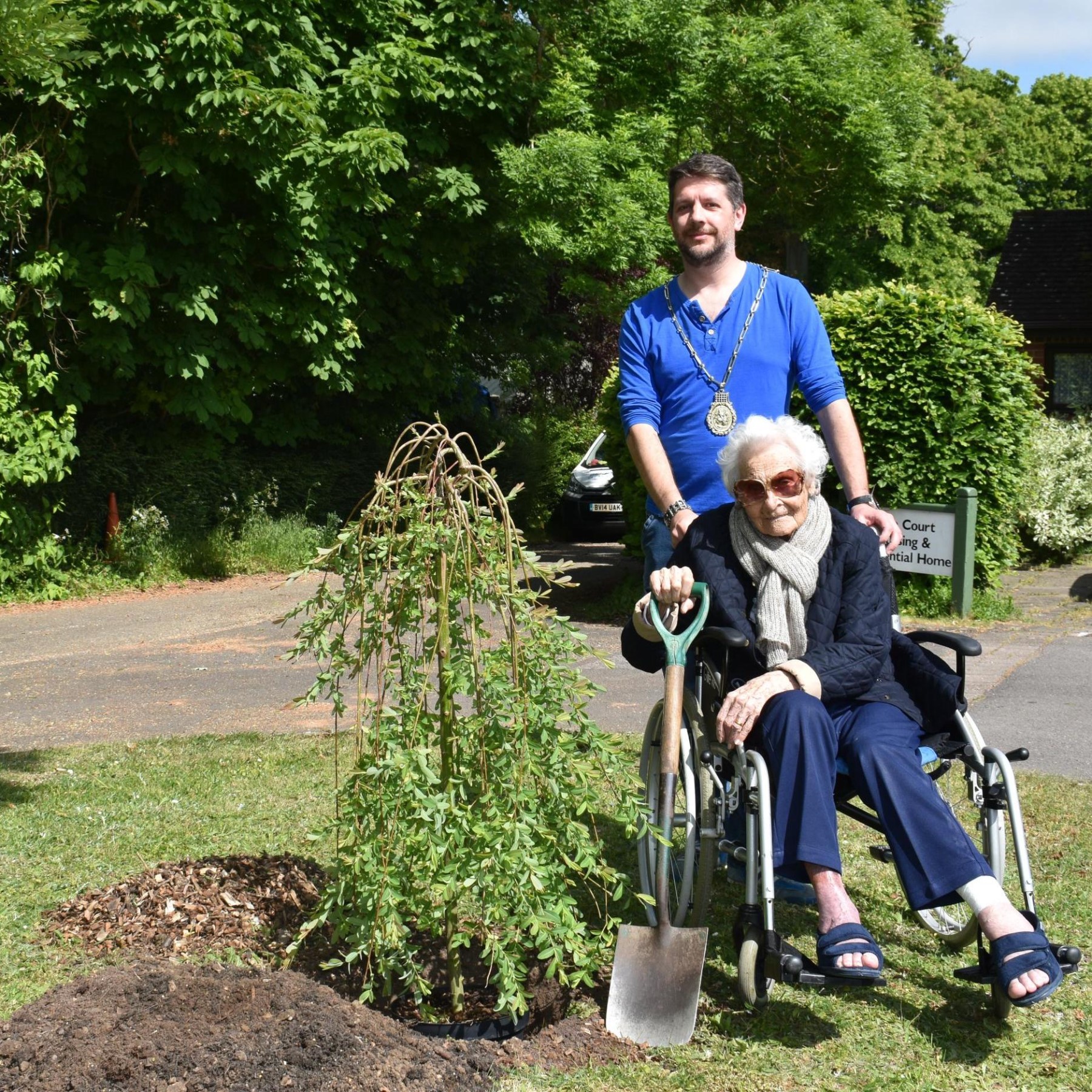 Local care home celebrates 75 years with a sponsored walk - The Oxford ...